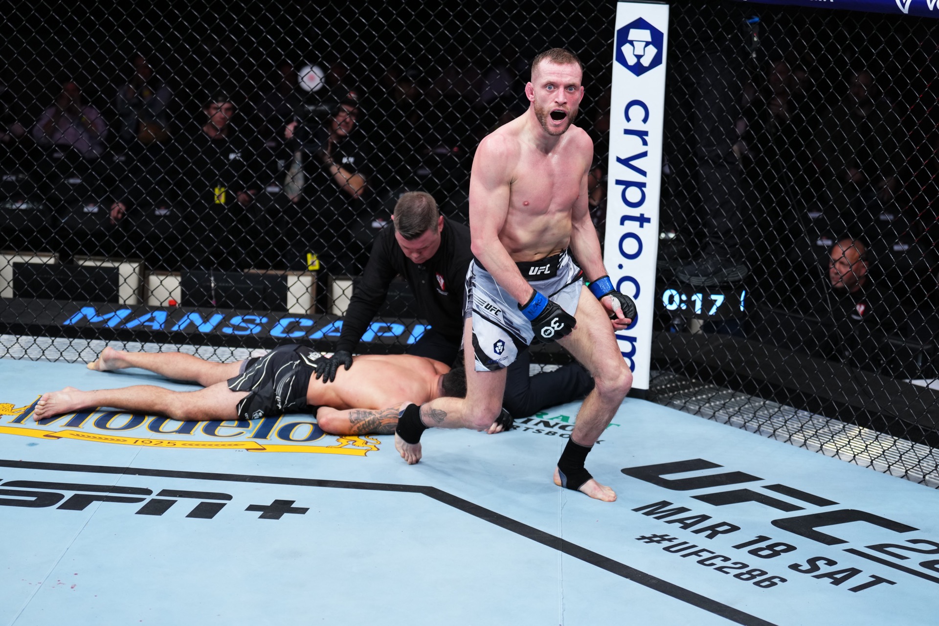 Reverse Triangle Mma