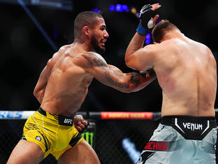 UFC Highlights, Clips, Fighter Interviews and Fights | UFC.com