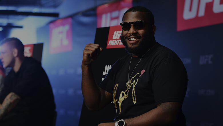 Willis Transitions From The "Nail" To The "Hammer" | UFC