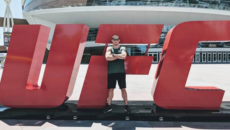 Marc Andre-Barriault Feels Right At Home | UFC