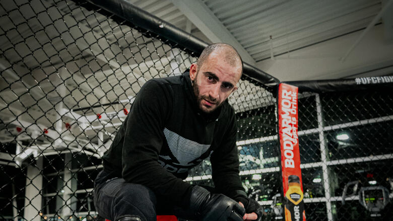 GIGA CHIKADZE NAMED 2022 RECIPIENT OF FORREST GRIFFIN COMMUNITY AWARD | UFC