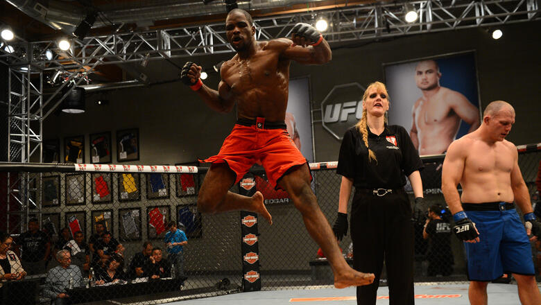 The Ultimate Fighter 19: Corey Anderson Q&A | UFC