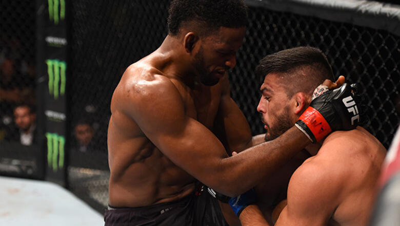 Magny Survives Late Surge From Gastelum To Capture SD | UFC