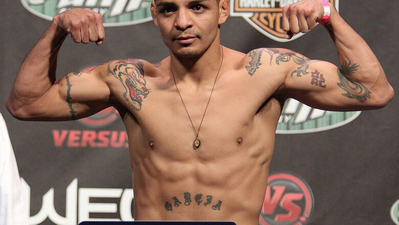 LEONARD GARCÍA COMENTARÁ EL UFC 132 EN TWITTER | UFC