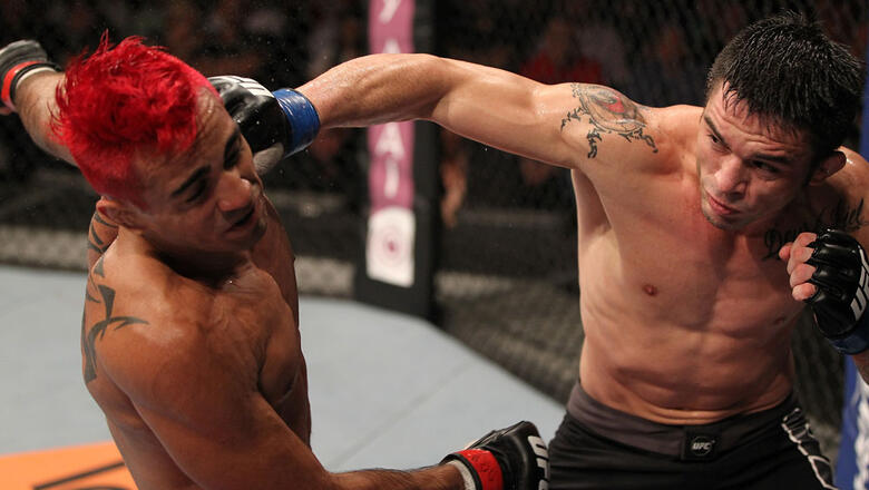 Jason, primeiro campeão do TUF Brasil, emociona a galera | UFC