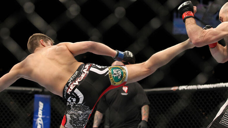 Resultados peleas preliminares UFC 143 | UFC