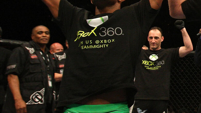 Johnson gewinnt Rückkampf gegen McCall | UFC