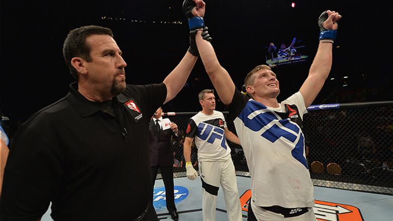 Stephen Thompson enfrenta Neil Magny no UFC 195, em janeiro de 2016 | UFC
