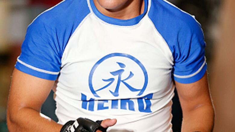 Andrade Looks for the Finish | UFC