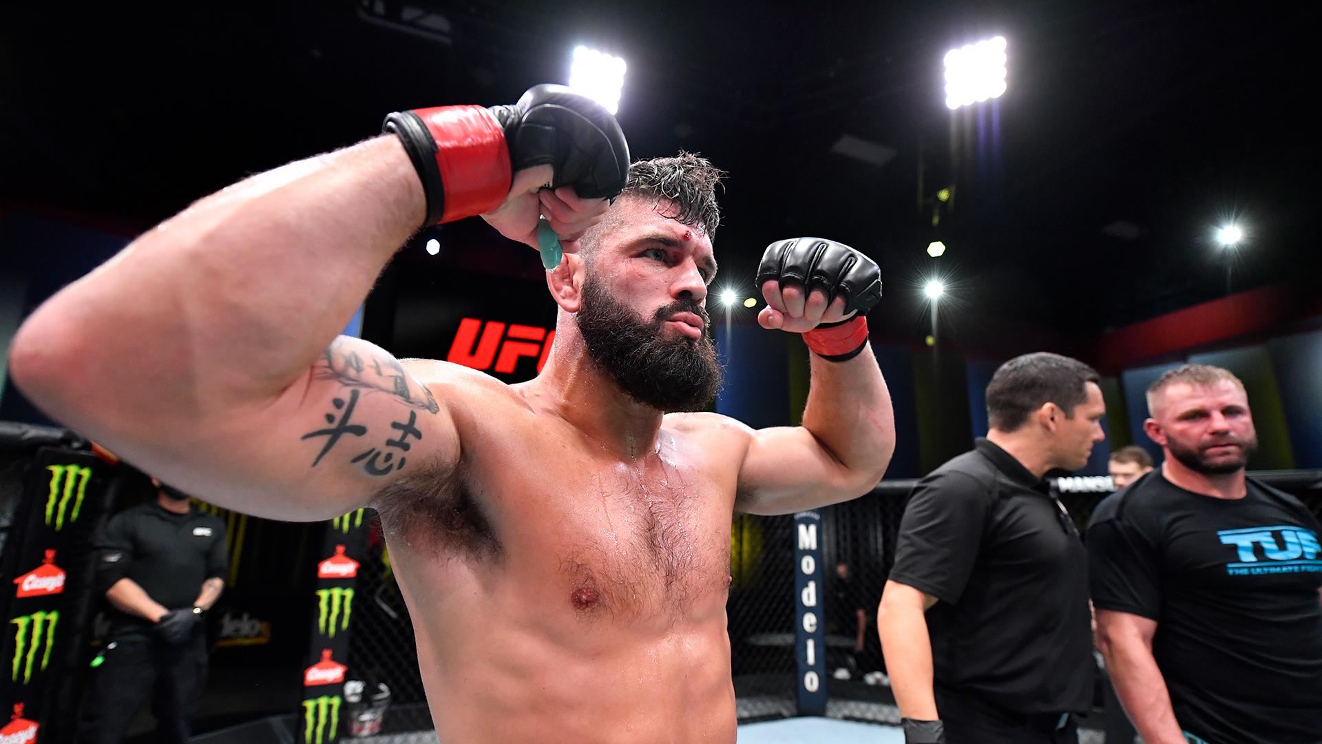 Andre Petroski Octagon Interview | UFC Fight Night: Barboza vs Chikadze ...