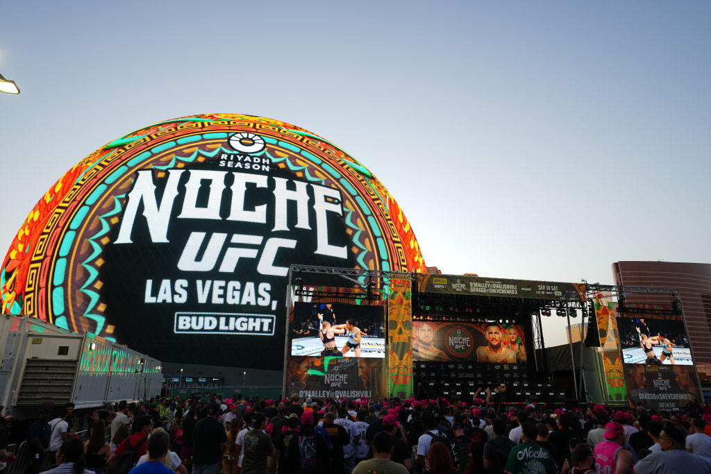 Noche UFC Fuera del Octágono: Alexa y Diego | UFC