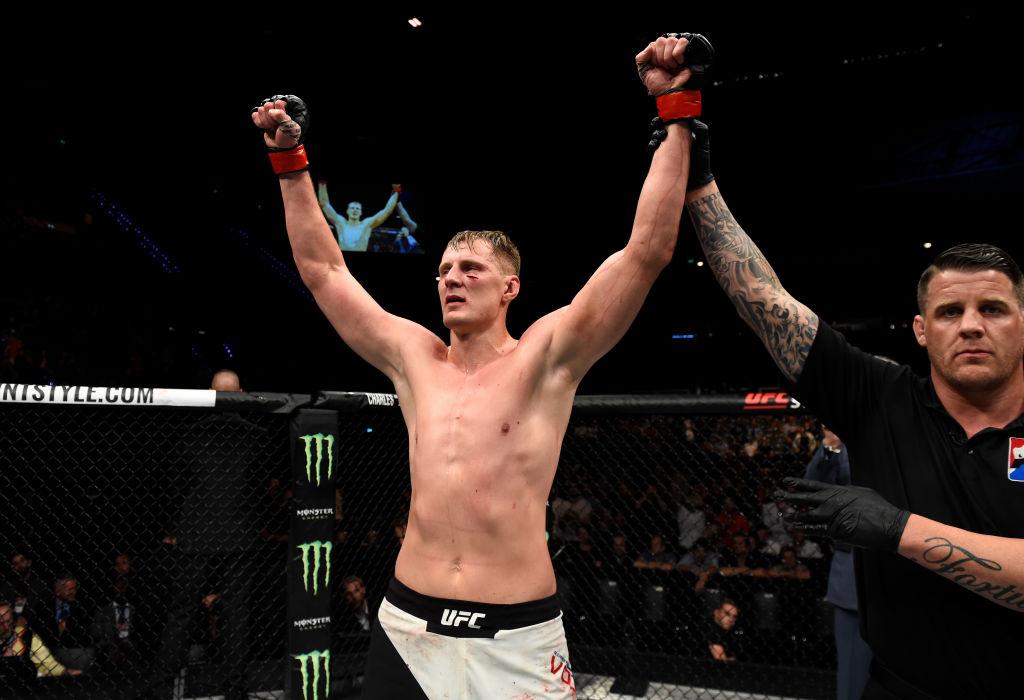 Fight Night Rotterdam: Alexander Volkov & Stefan Struve Octagon ...