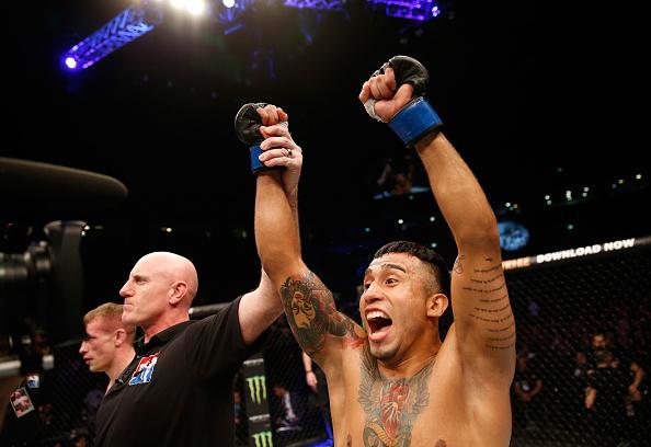 Alejandro Pérez pone 'Turbo" para UFC México | UFC