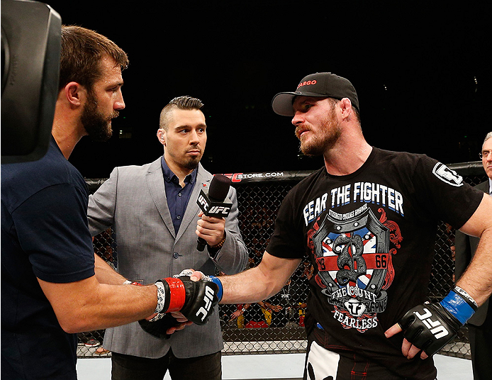Fight Night Sydney: Luke Rockhold and Michael Bisping Octagon ...