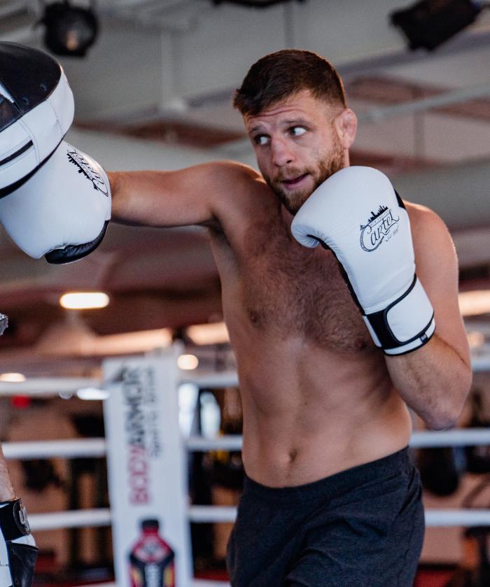 Photo Gallery: Rob Font, Calvin Kattar Train At The UFC Performance ...