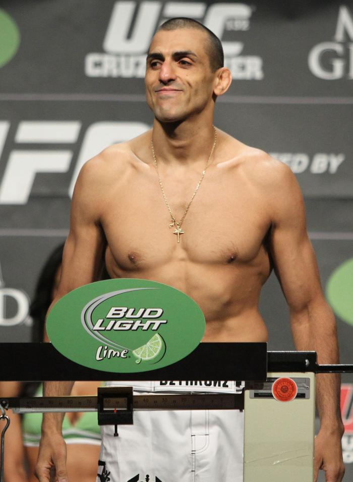 UFC® 132 Weigh-in Photo Gallery | UFC