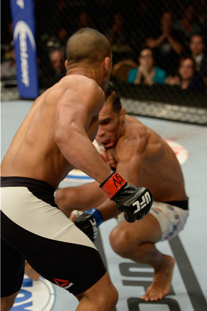 The Ultimate Fighter Finale: American Top Team vs Blackzilians Event ...